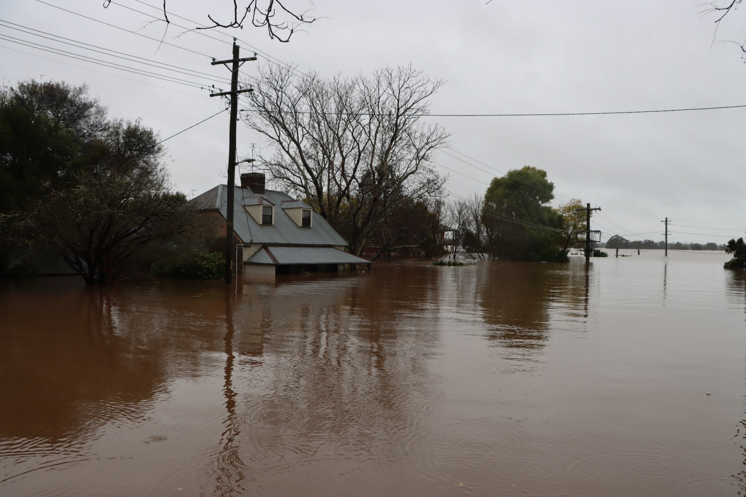 Flash Flooding Risk to Continue in Queensland Until Wednesday Morning ...